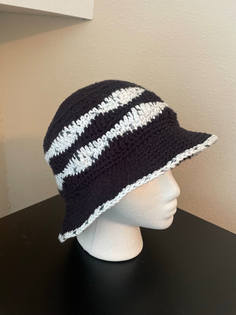 Wavy Bucket Hat Crochet Pattern - Etsy