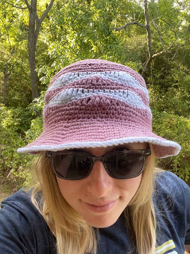 Wavy Bucket Hat Crochet Pattern - Etsy