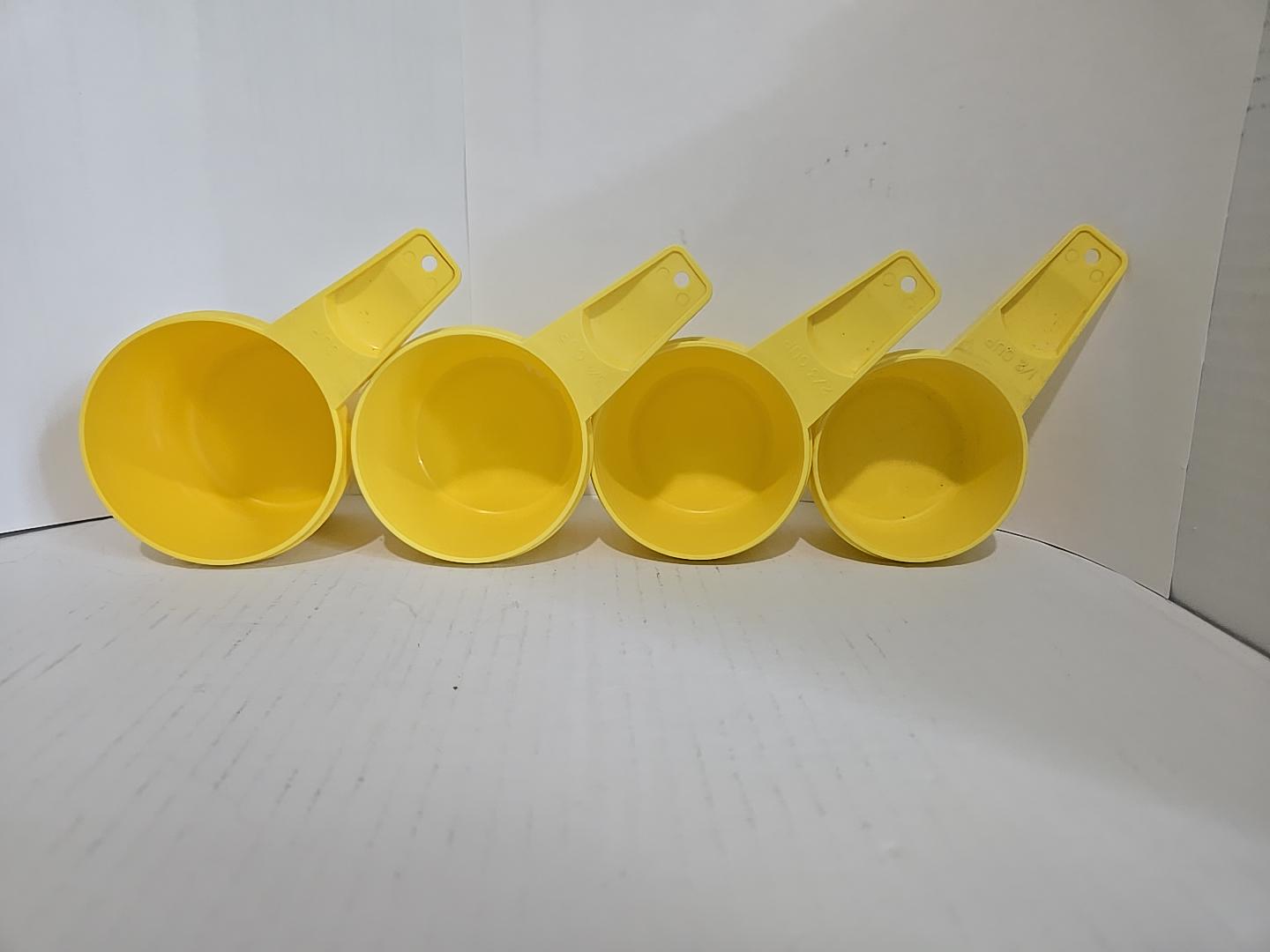 Vtg Tupperware Measuring Cups Set of 4 & Spoons Set of 7 Stackable 70's ...