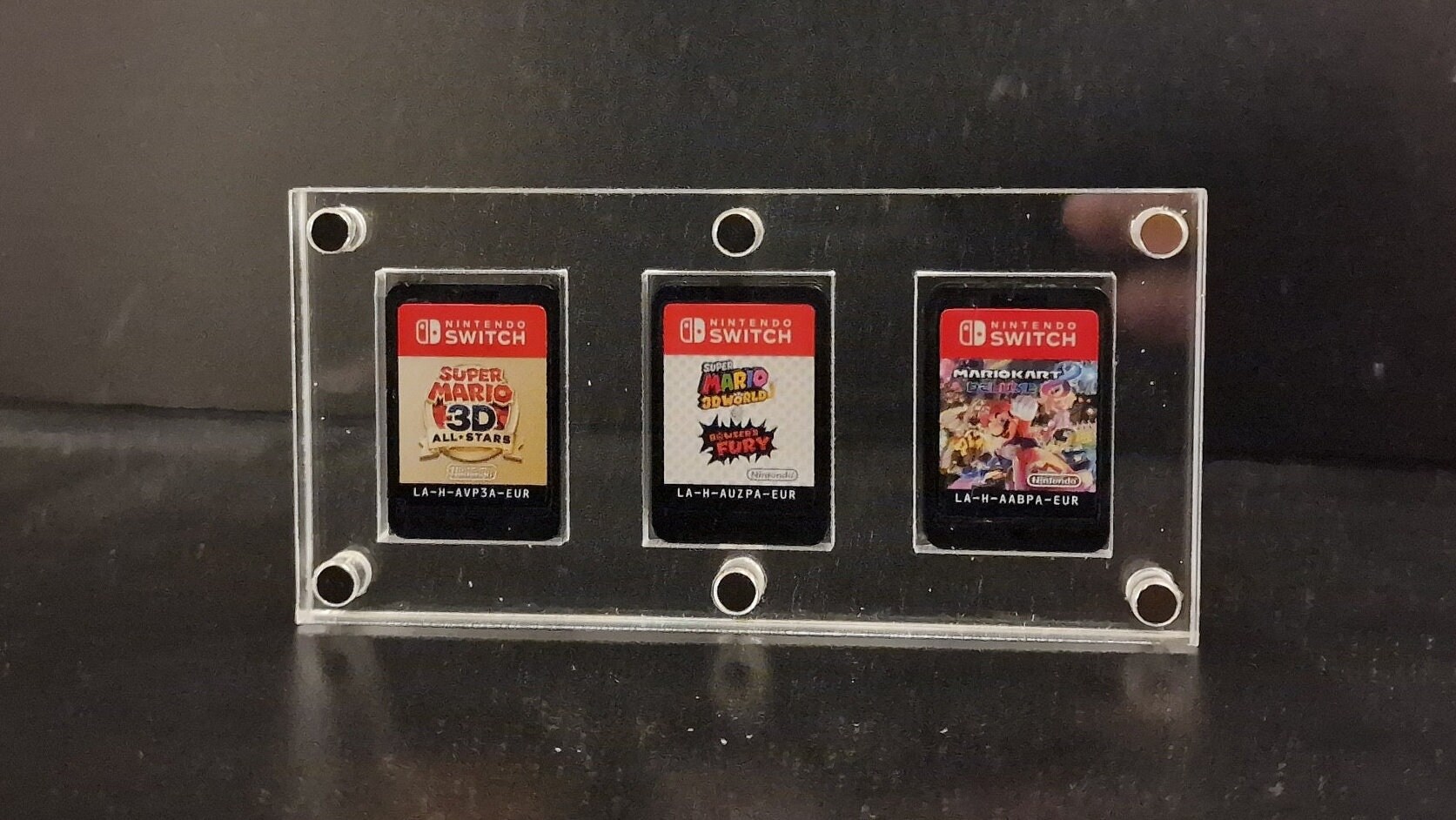 Nintendo Switch Cartridge Display Case show off 3 Nintendo Switch Games ...