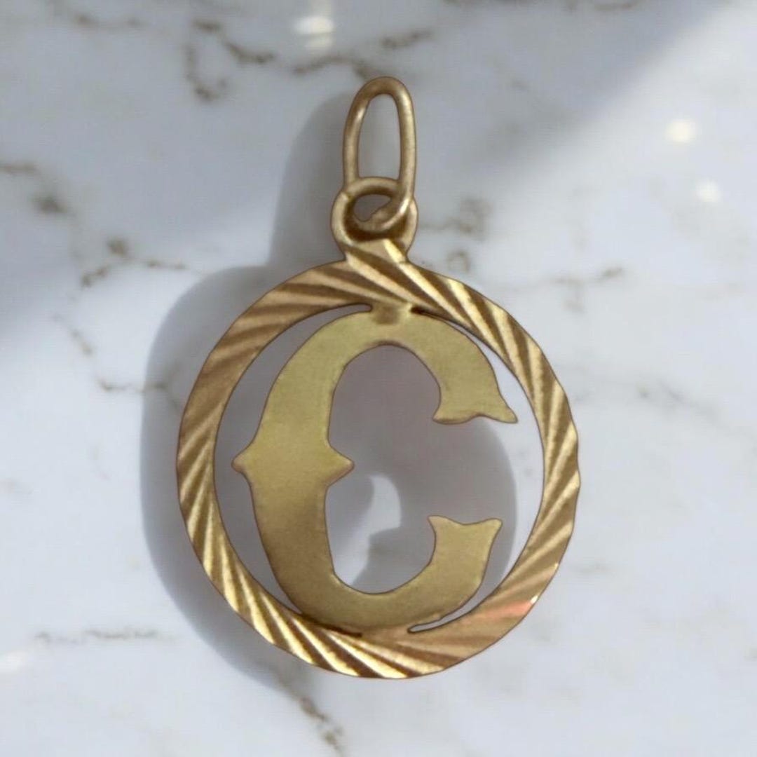 Vintage 21kt Middle Eastern Arabic Arab Gold Pendant. Letter Initial C ...