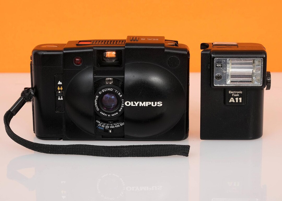 Olympus XA2 35mm Camera With A11 Flash - Etsy