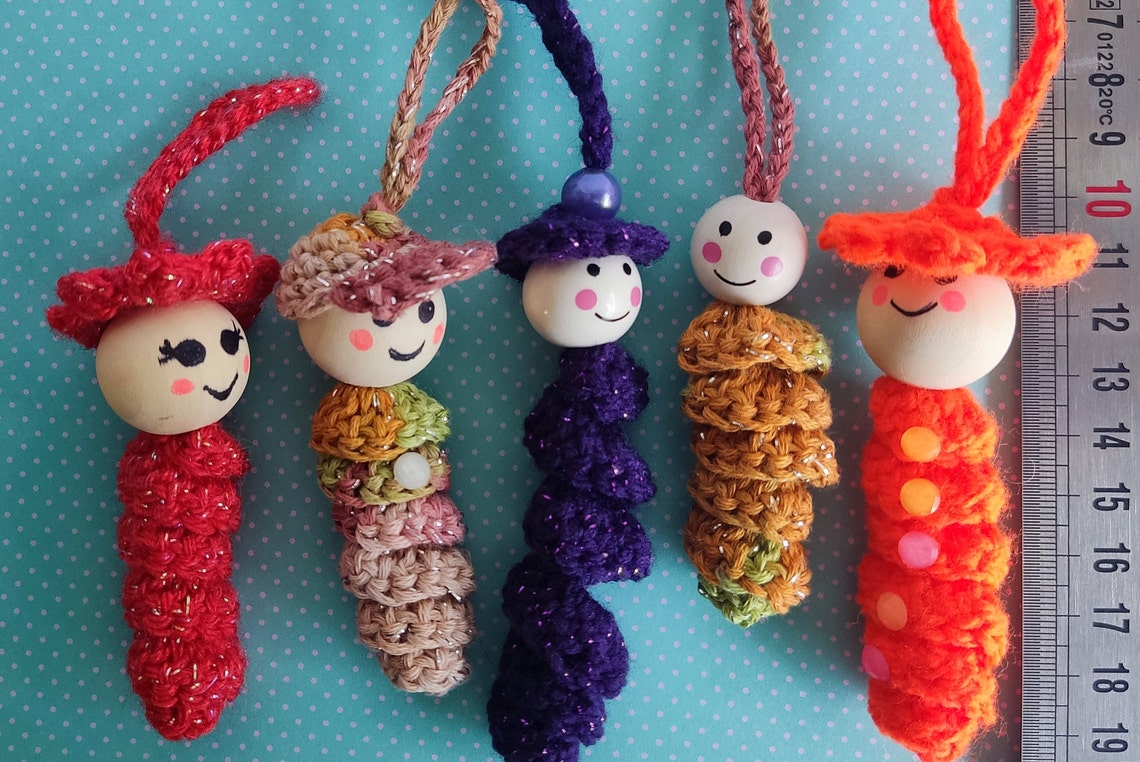 2 Chenilles porte bonheur au crochet - Etsy France