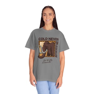 WOOLLY MAMMOTH T-SHIRT Unique Design of Extinct Mammuthus Primigenius ...