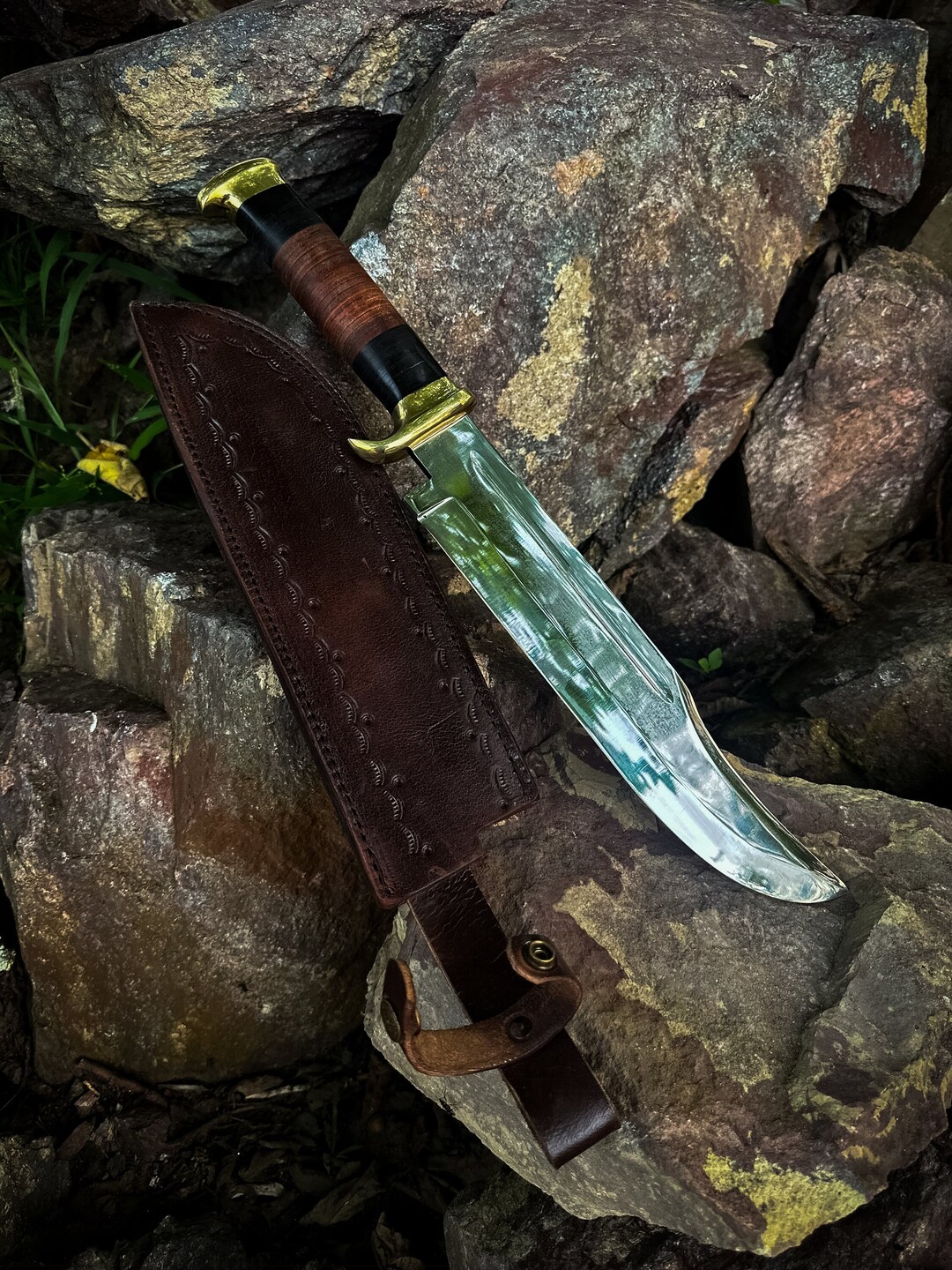 Handcrafted Bowie Knife for the Adventurous Soul: A Perfect Groomsmen ...