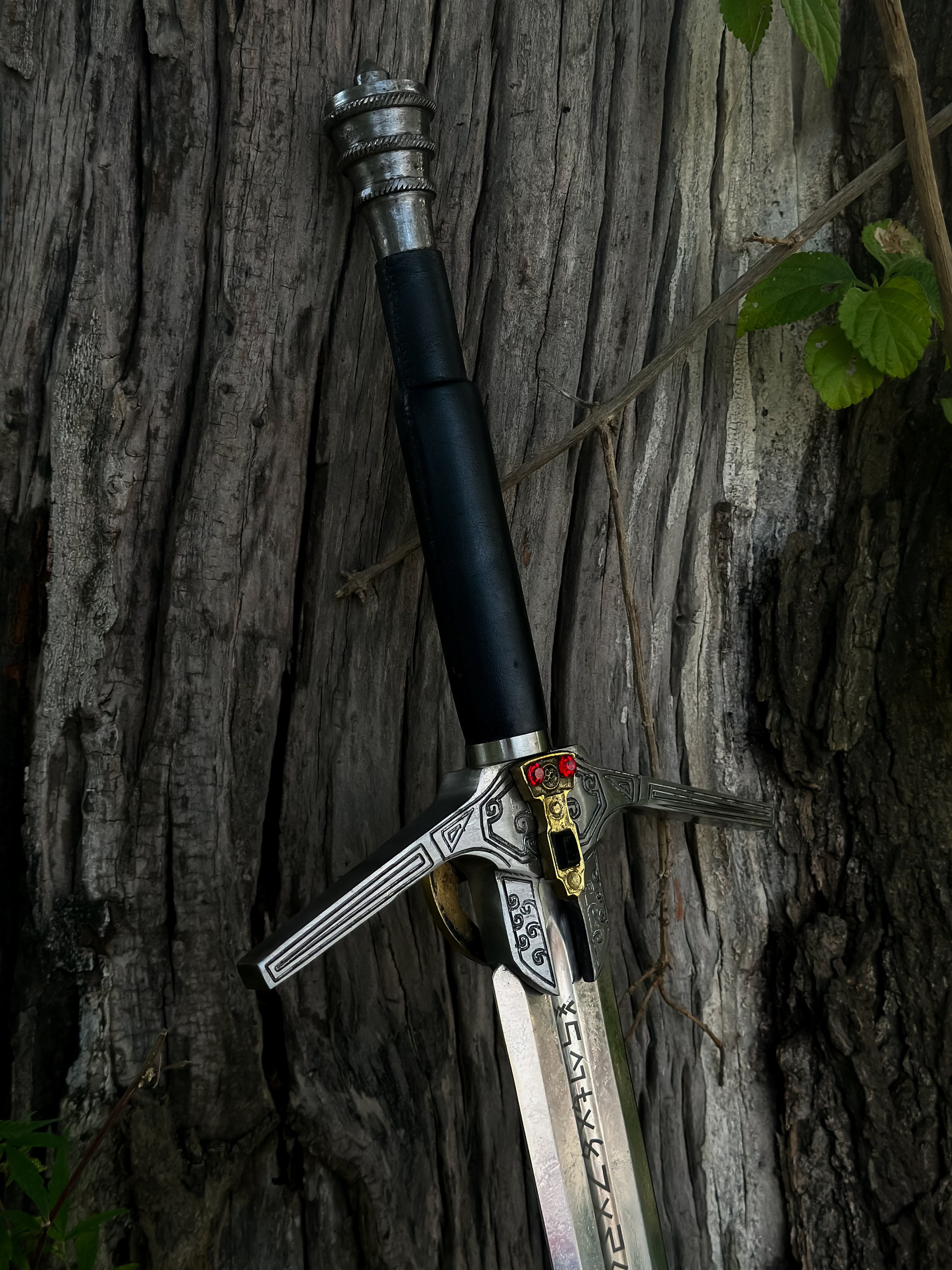 Black Witcher Sword With Scabbard Geralt of Rivia Replica, Perfect ...
