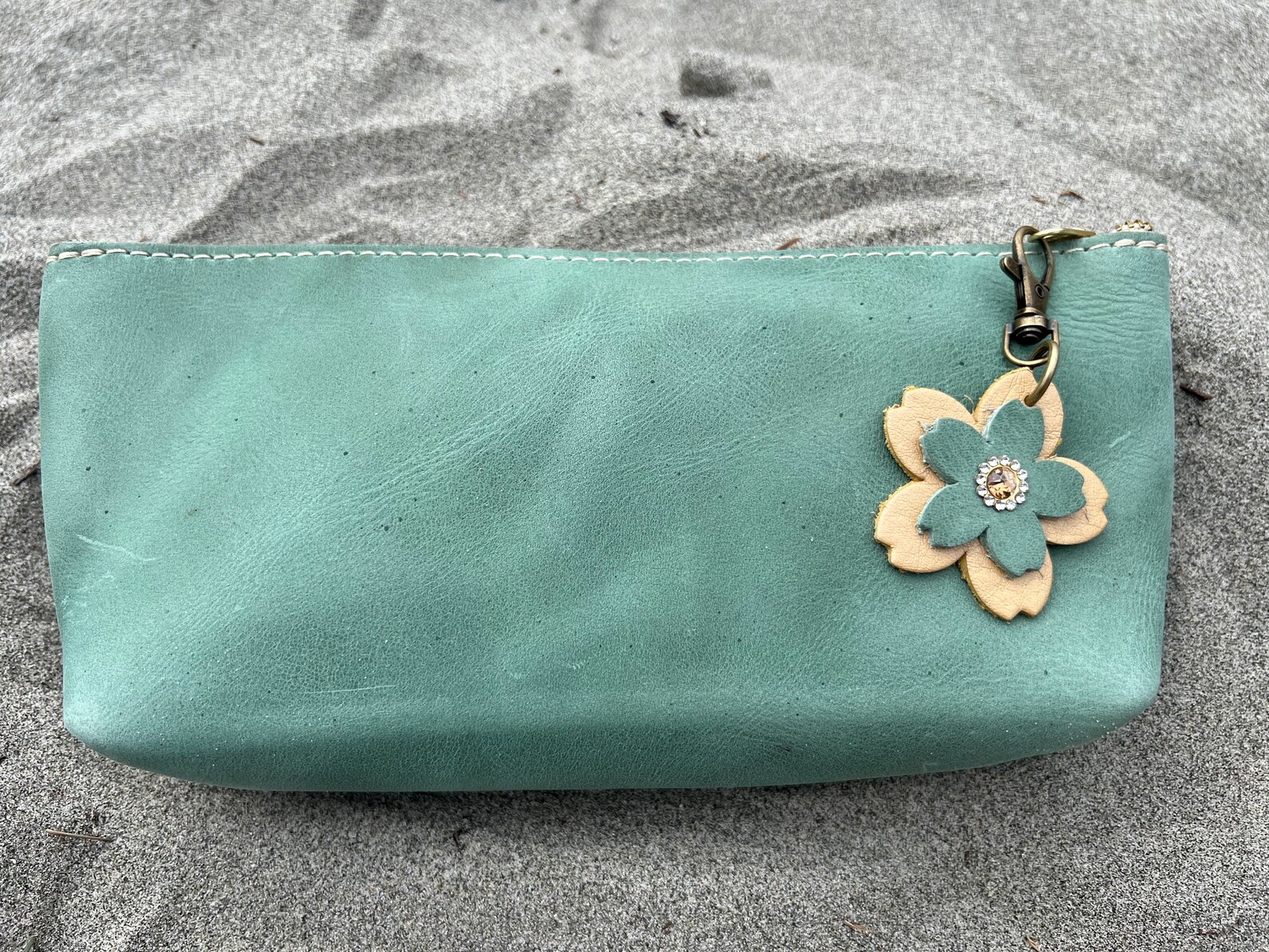 Tropical Flower Zipper Pull smaller Size - Etsy