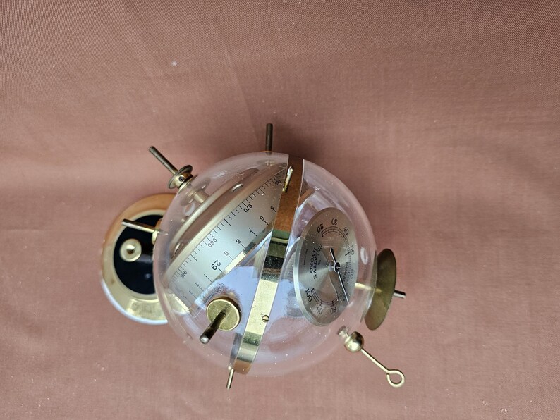 Sputnik Weather Station Vintage – Barometer Hygrometer Thermometer ...