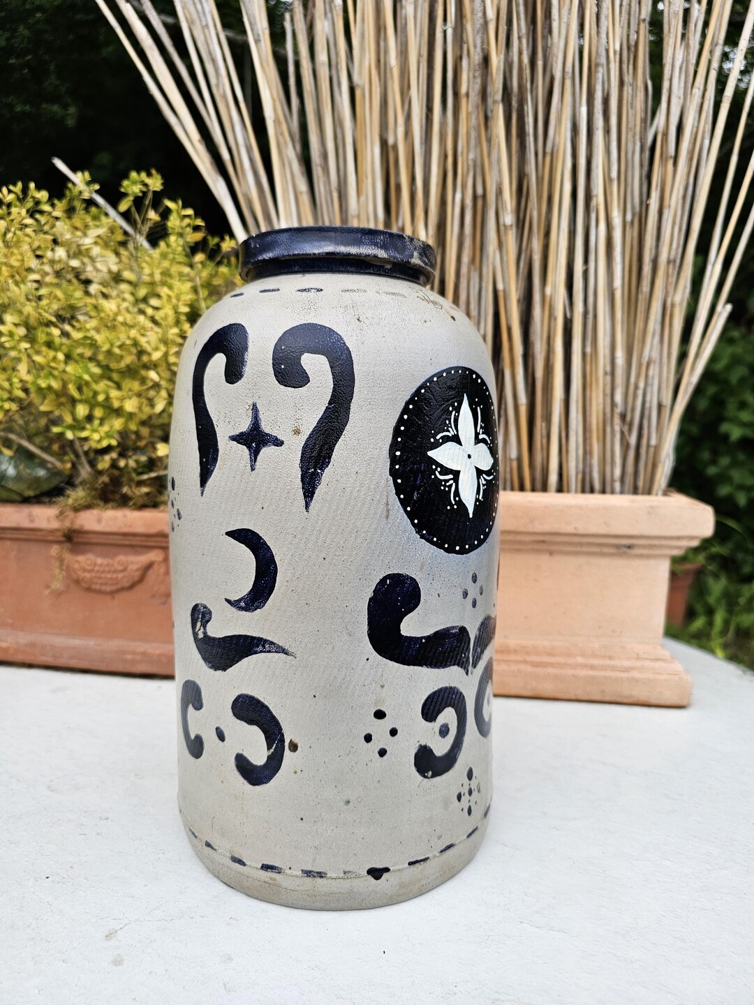 Cylindrical Jug Vase, 18th/19th Century, Salt Glaze With Blue Incised ...