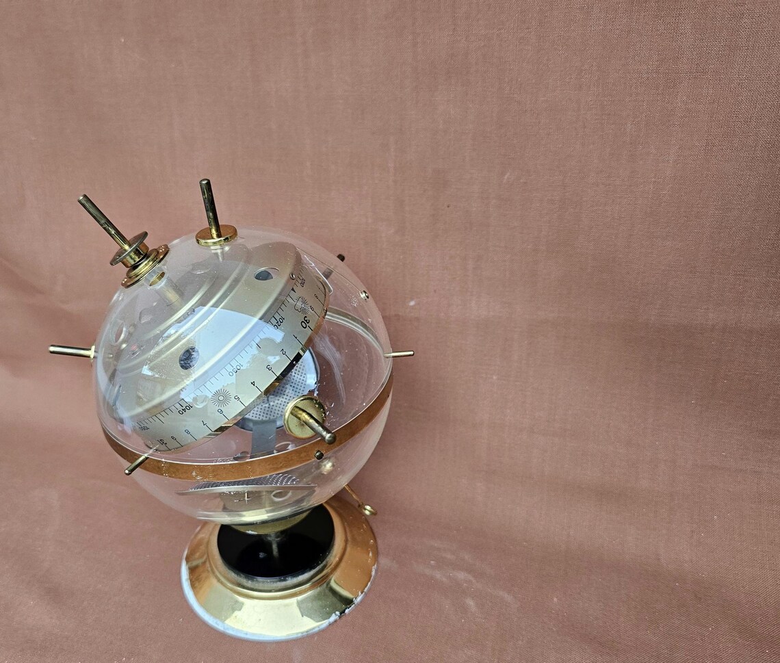 Sputnik Weather Station Vintage – Barometer Hygrometer Thermometer ...
