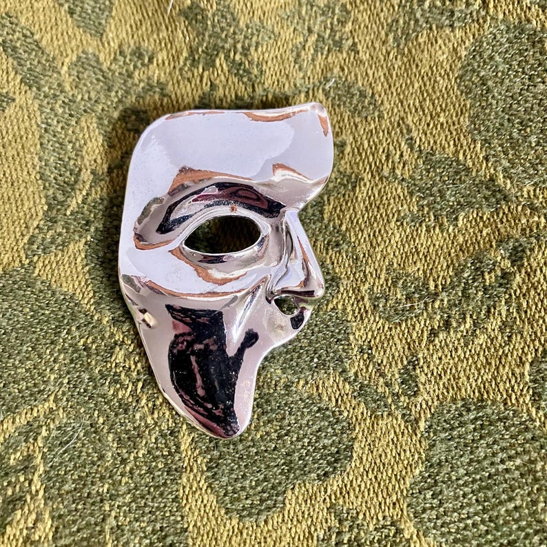 Vintage Phantom of the Opera Brooch - Etsy