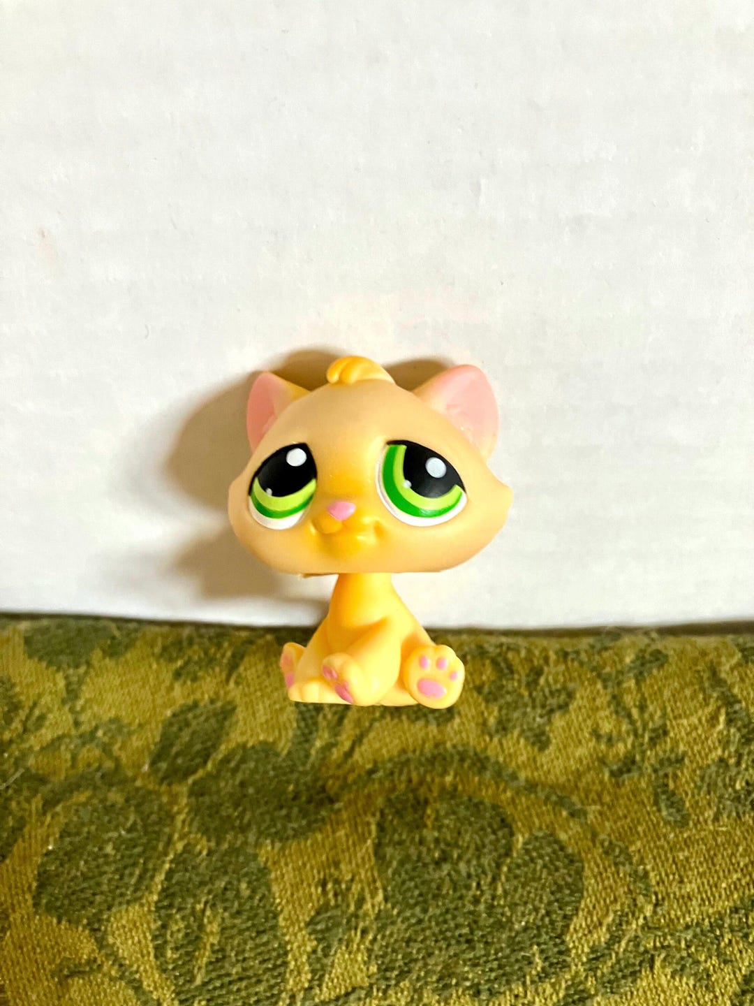 Littlest Pet Shop LPS Cat With Green Eyes Hasbro - Etsy