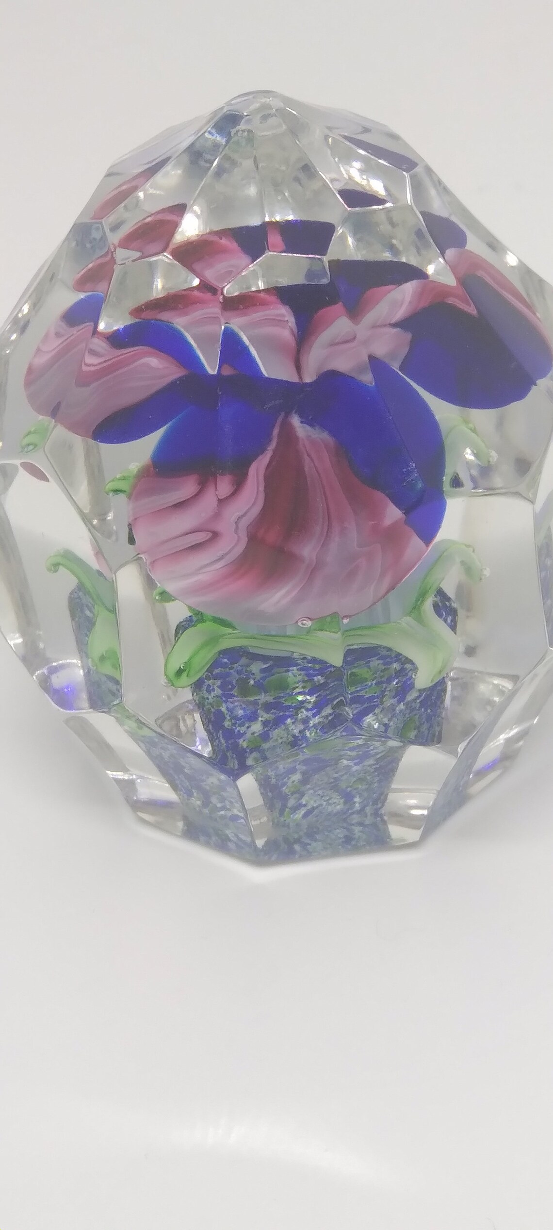 Vintage Retro Massive Heavy Glass Paperweight, Glass With 3D Flowers ...