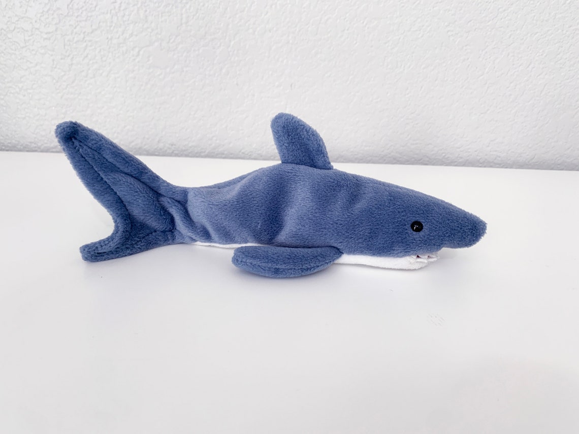 1997 Crunch the Shark TY Beanie Baby With 3rd and 4th Gen Tags ...