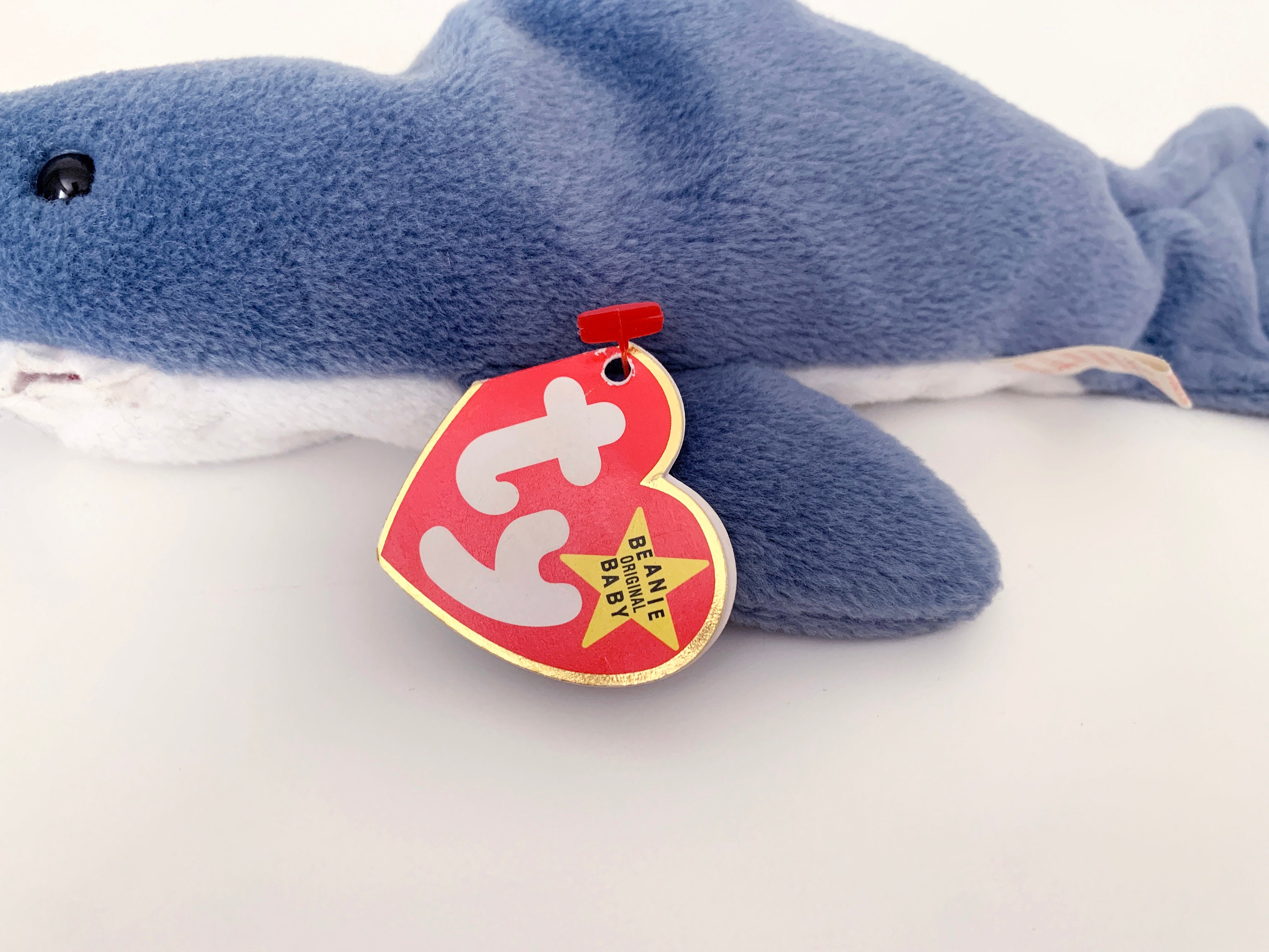 1997 Crunch the Shark TY Beanie Baby With 3rd and 4th Gen Tags ...