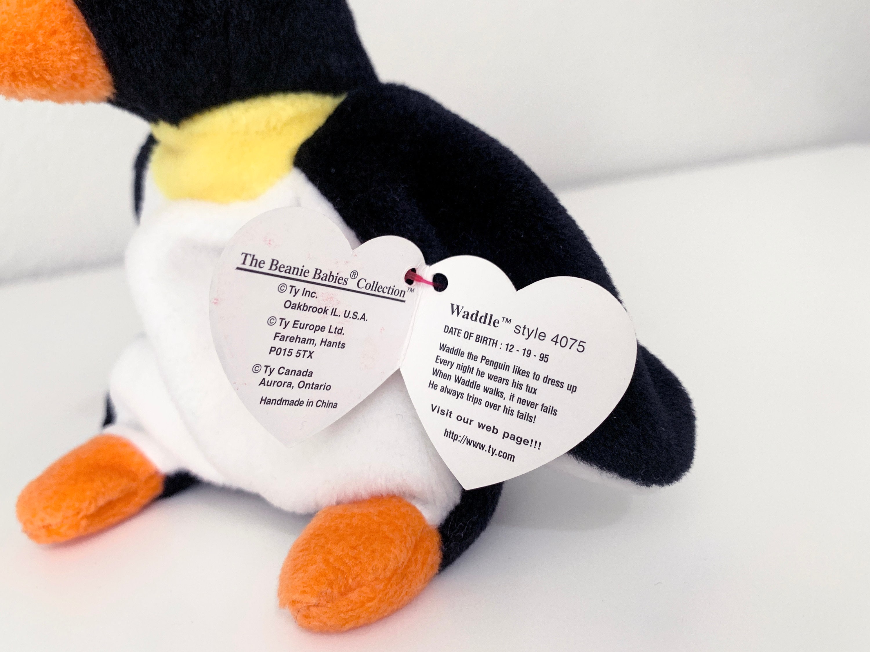 Rare 1995 Waddle the Penguin TY Beanie Baby With 4th and 5th Gen Tags ...