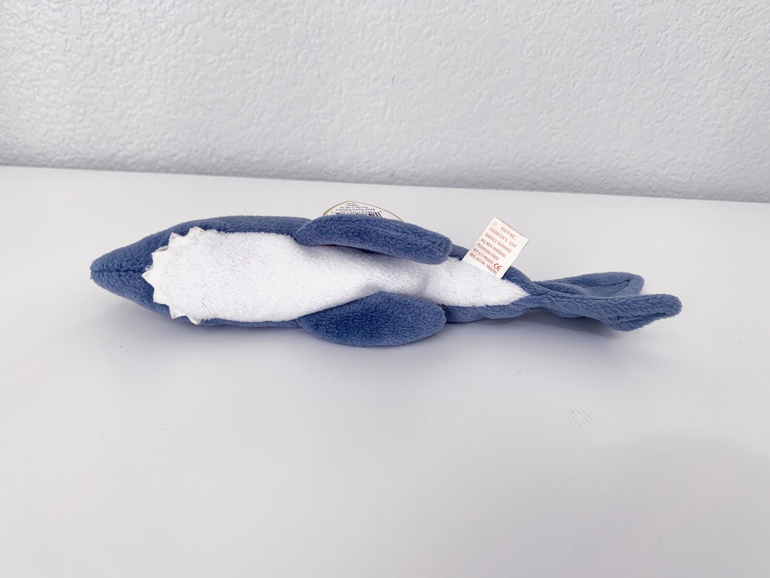 1997 Crunch the Shark TY Beanie Baby With 3rd and 4th Gen Tags ...