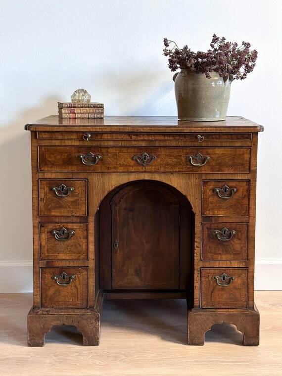 Antique Early 18th Century English Walnut Keyhole Desk Etsy
