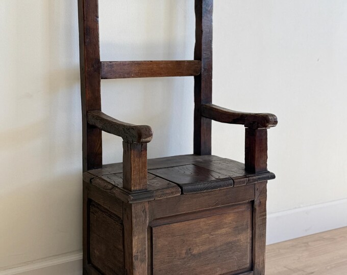 Early 18th Century Salt Box Chair - Etsy