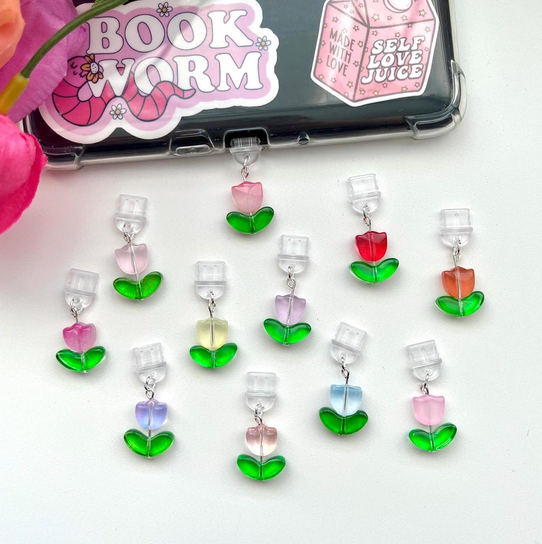 Tulip Beaded Kindle Charm | USB-C Dust Plug | Glass Beads, Spring ...