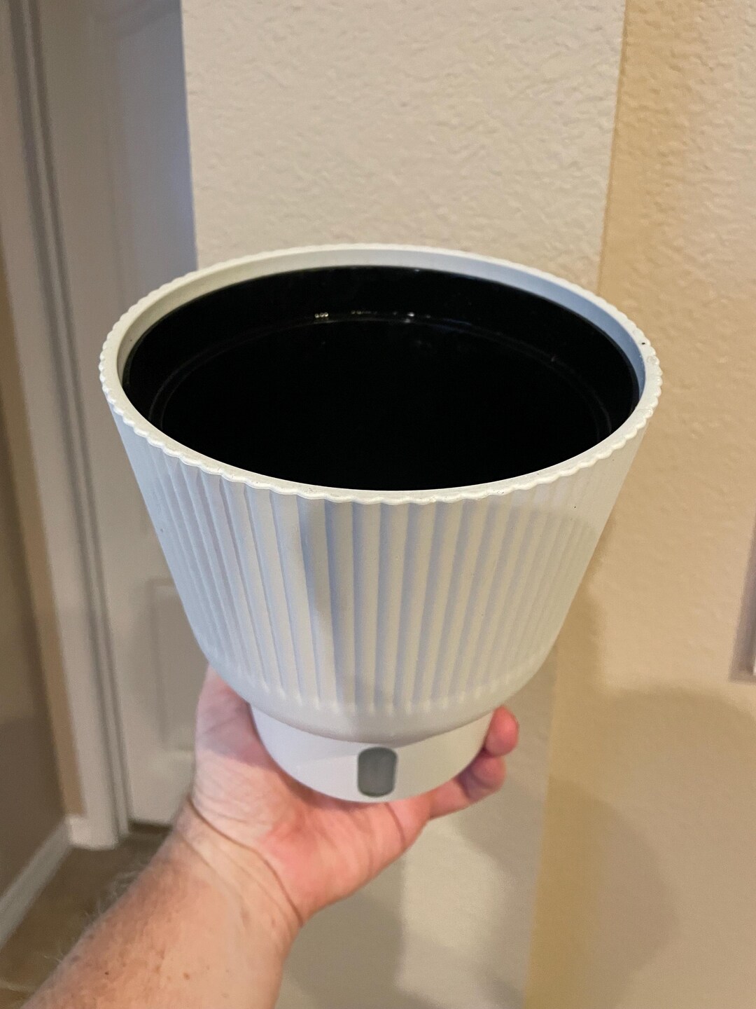 White Resin Decorative Self-wicking Pot With 6” Inner Pot. Self ...