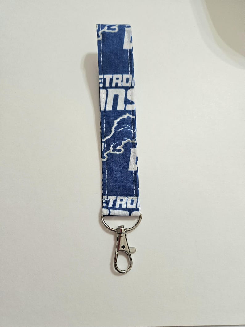 Detroit Lions Handmade Wristlet - Etsy