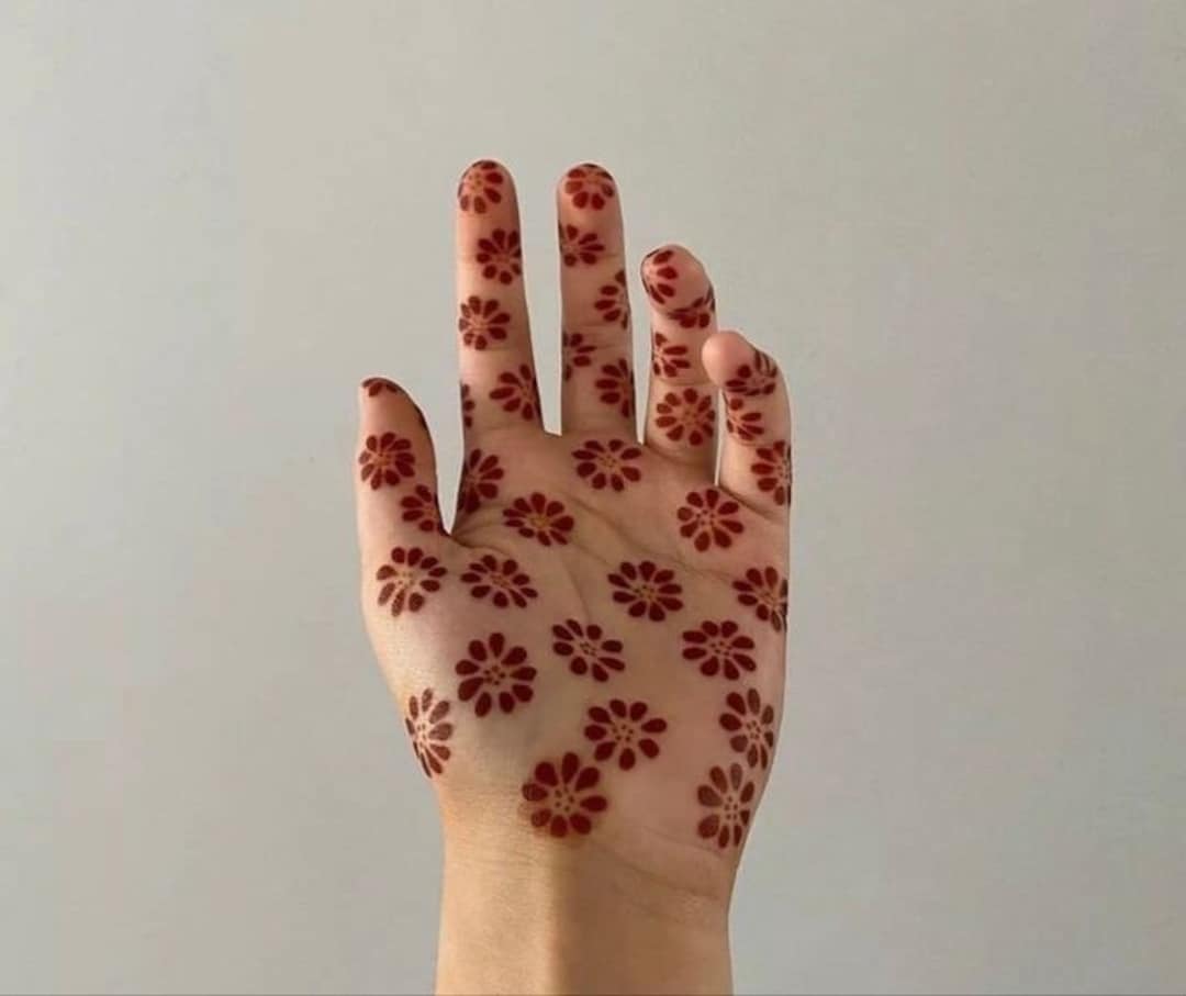 72-piece Modern Flower Shape Henna Stencil Set – Easy to Apply DIY ...