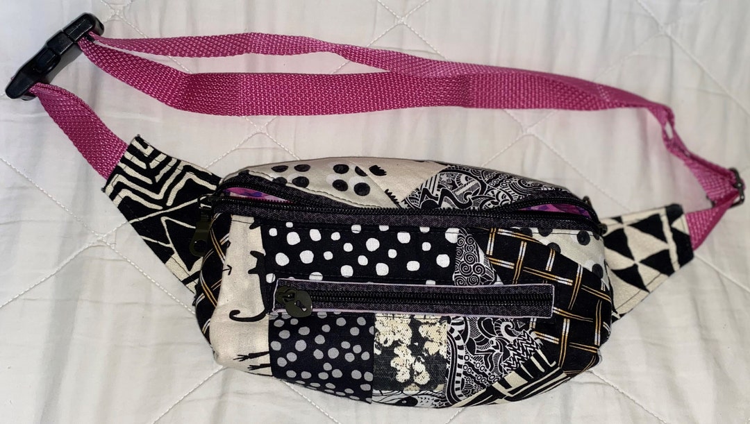 Fanny Pack / Sling Bag Crumb Quilted Black and White - Etsy