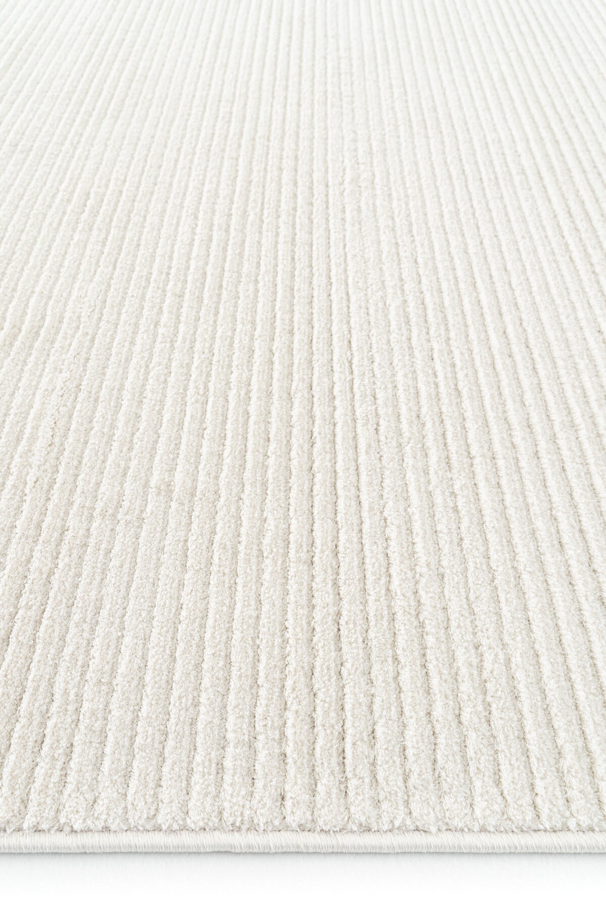 Cream Soft Textured Carpet Rug Living Room Kitchen Woven Carpet 5'2 X 7 ...