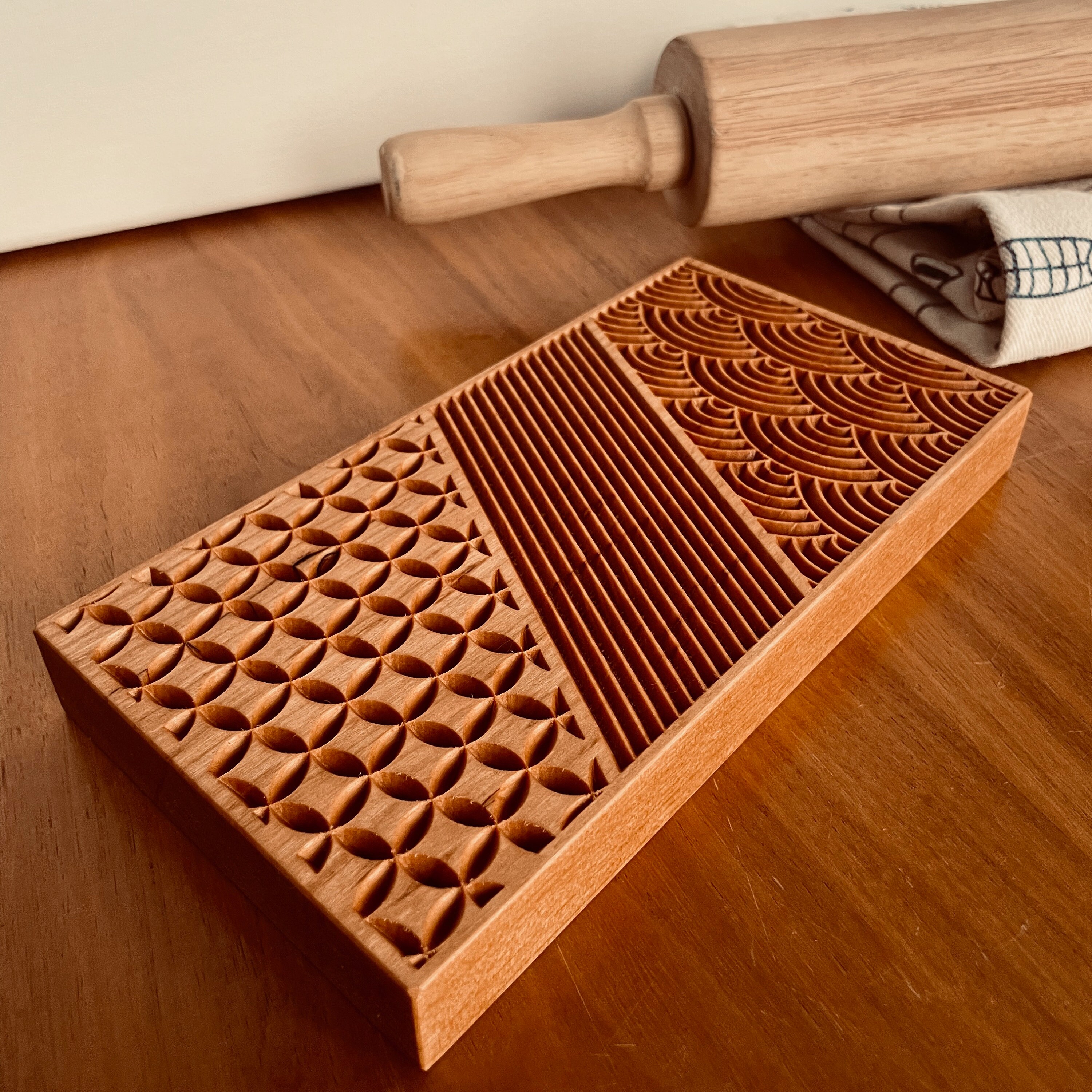 Personalized Wooden Pasta Making Board – 2-in-1 Gnocchi & Ravioli Tool ...