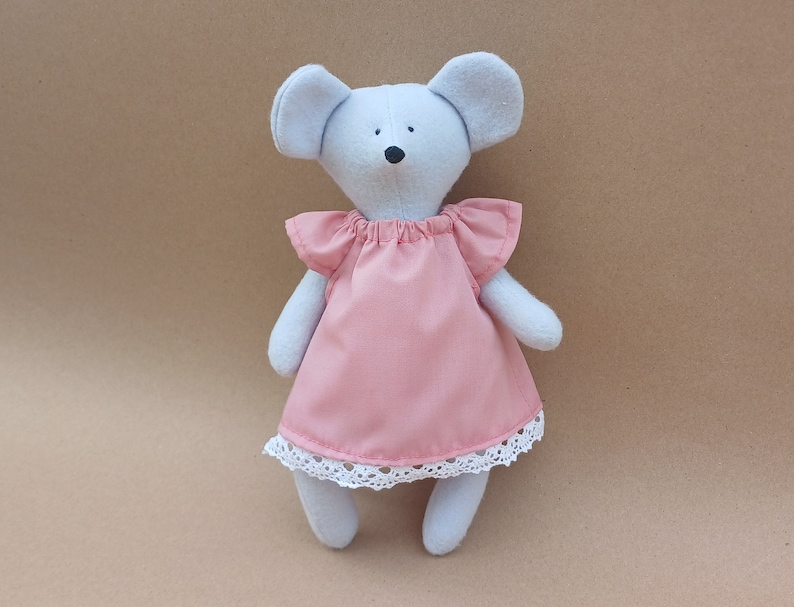 Mouse in Dress Sewing Pattern and Tutorial PDF - Etsy