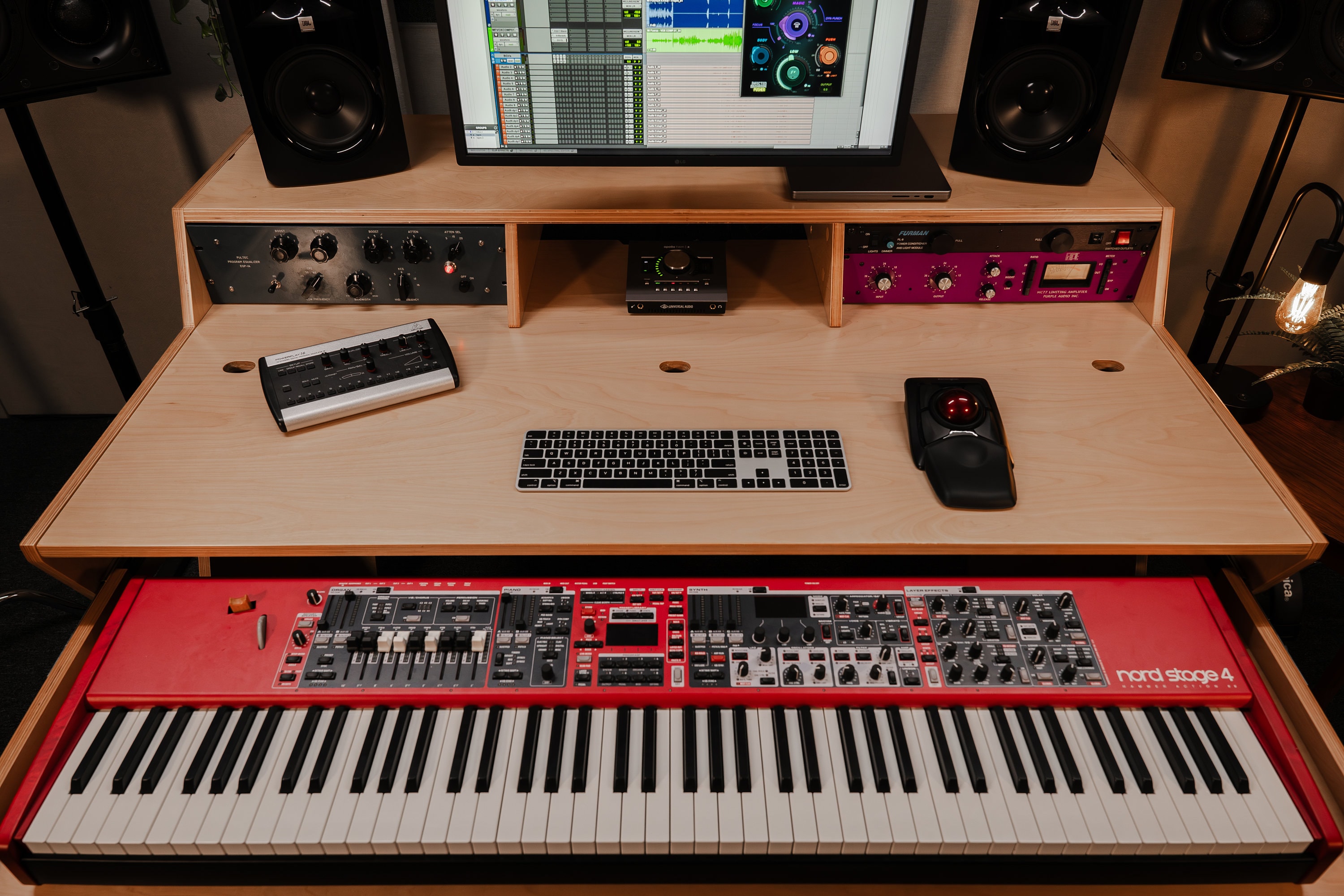 Baltic Birch Studio Desk | 9U Rack and 88-key Keyboard Tray | Music ...