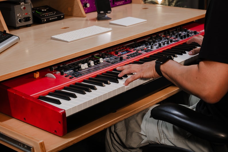 Baltic Birch Studio Desk | 9U Rack and 88-key Keyboard Tray | Music ...