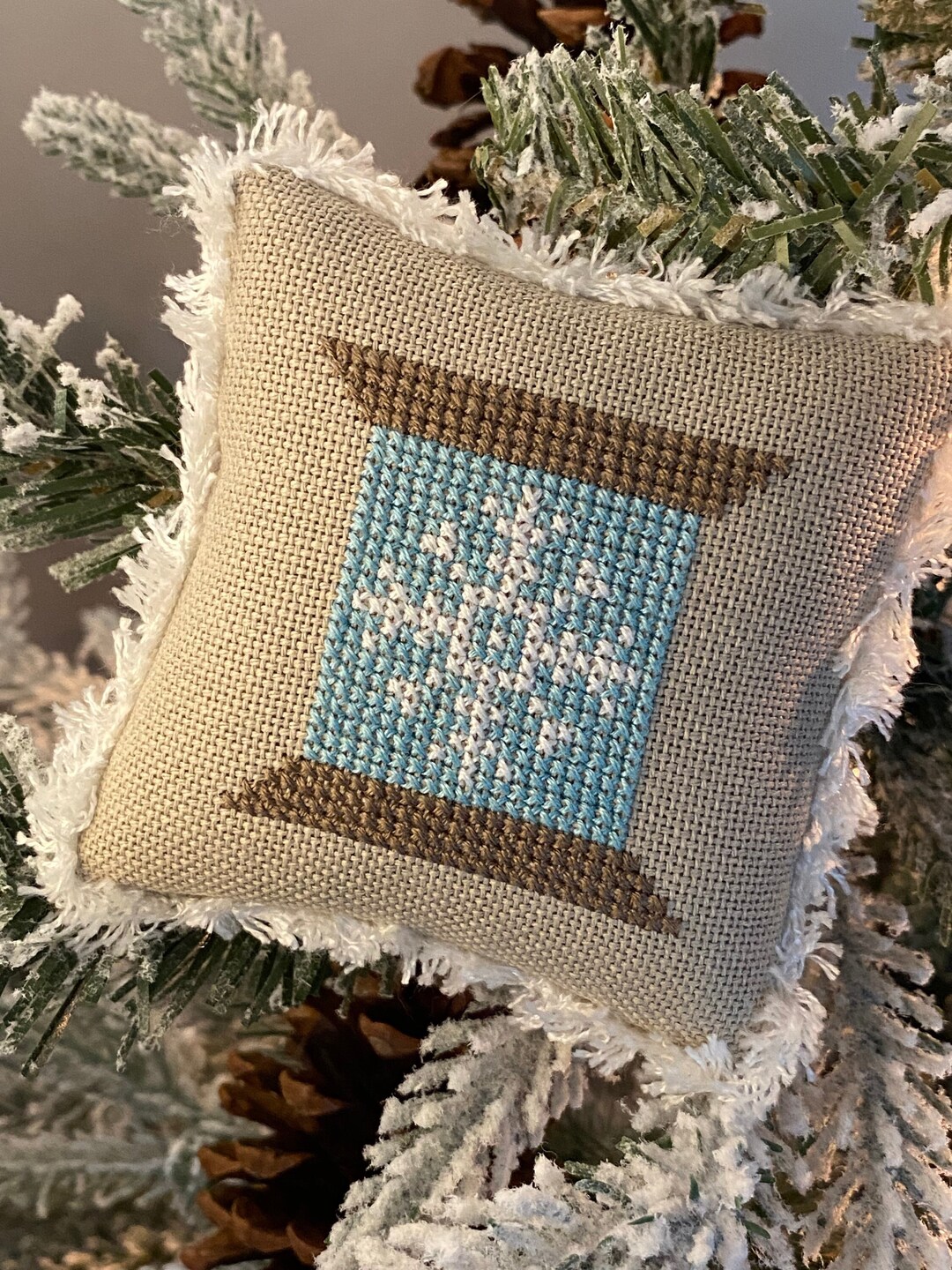 Snowflake Spool - Winter Spool Series by Crafty Bluebonnet Designs ...