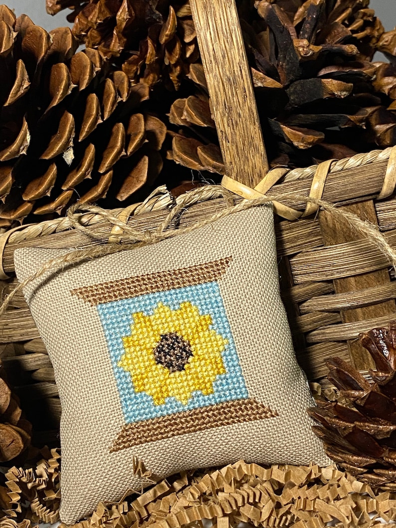 Sunflower Spool - Autumn Spool Series by Crafty Bluebonnet Designs ...