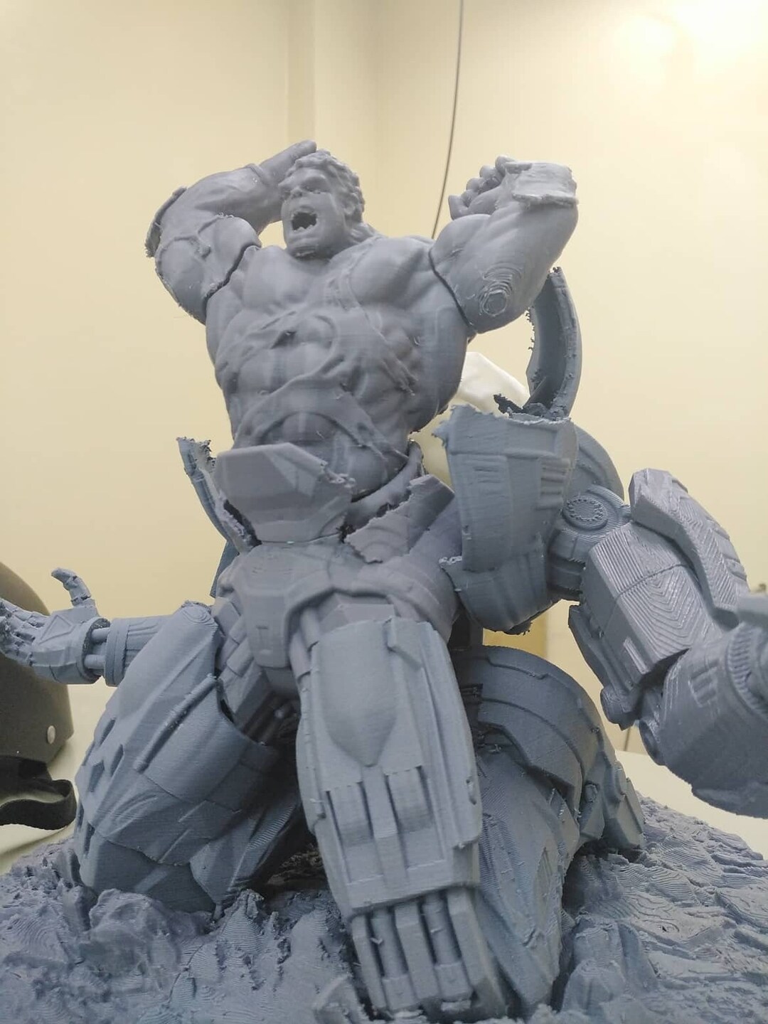 Hulk Breaking Out of Hulkbuster 3D STL File - Etsy UK