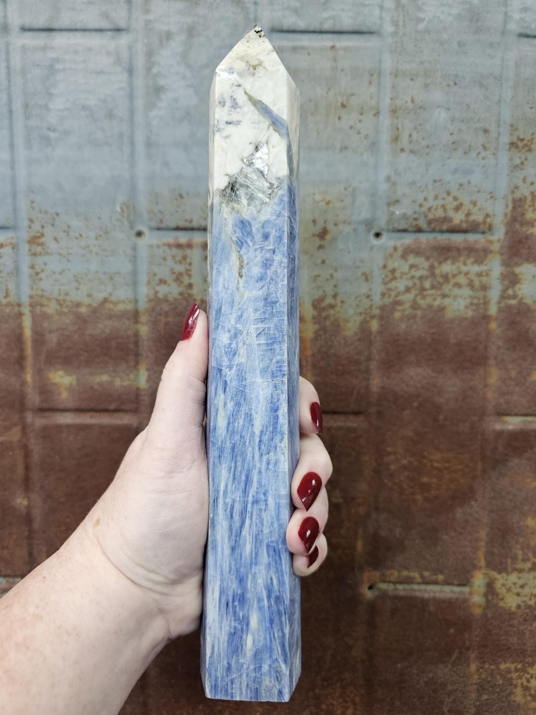 Huge High Quality Kyanite and Mica Tower With Green Kyanite Inclusions ...