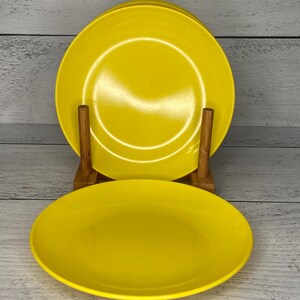 Vintage Melamine Yellow Plate Set - Etsy
