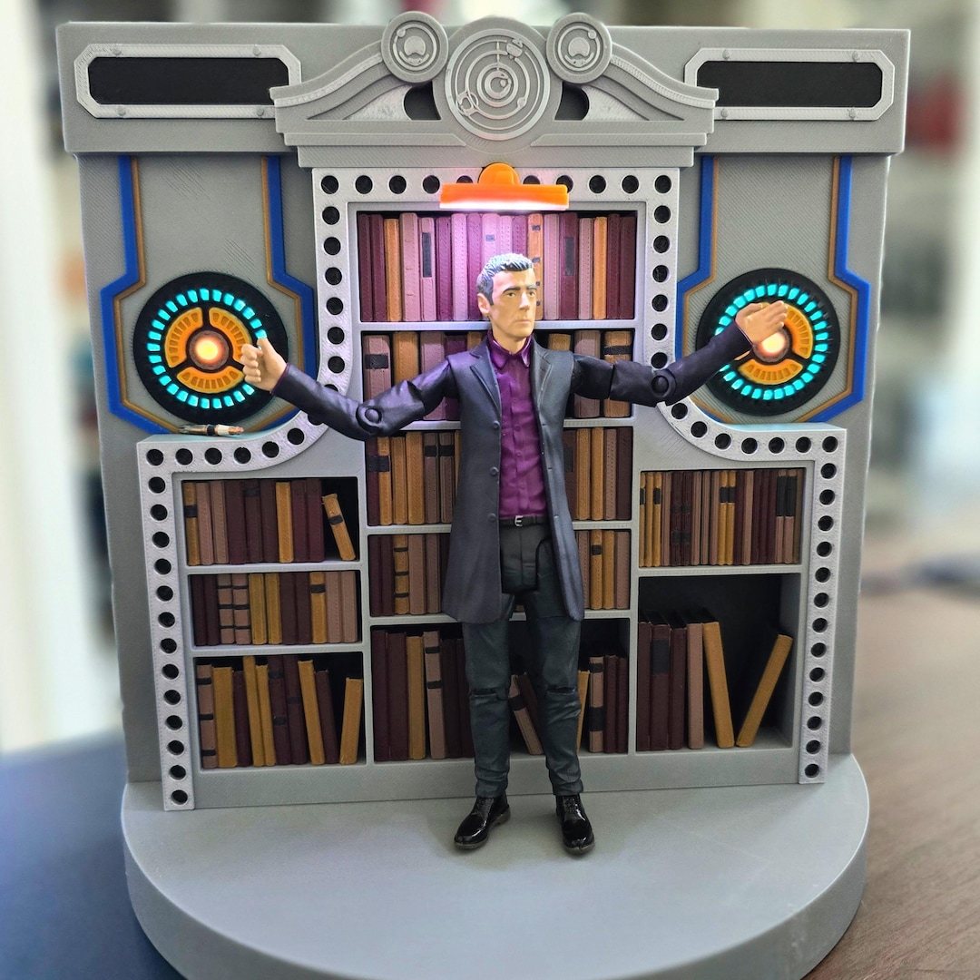 12th Doctor Who TARDIS Console Room Bookshelf Diorama 6" Scale With ...