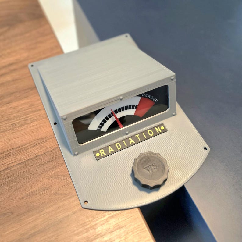 Full-sized Tardis Console Radiation Meter - Prop Replica - Console ...