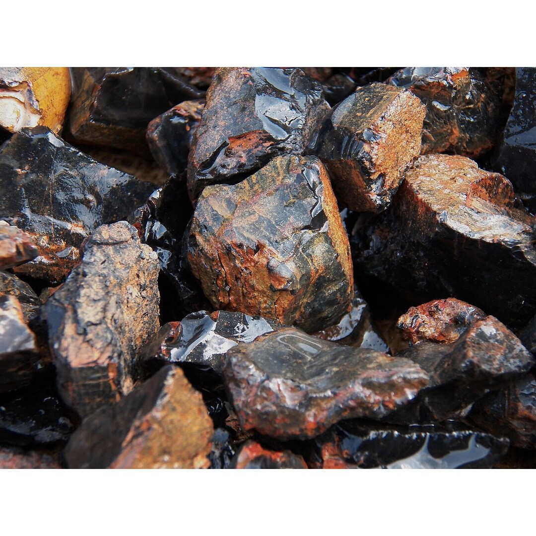 1000 Carat Lots of Black Onyx Rough Plus A Very Nice Free Faceted ...