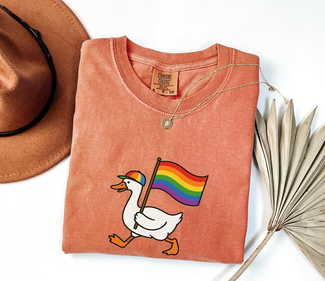 Comfort Colors® LGBT Pride Goose Shirt,funny Gay Goose T-shirt,rainbow ...