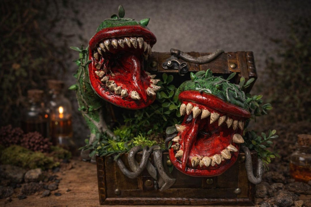 Carnivorous Plant Chest | Baby CARN'EVIL Chest | Horror Props - Etsy
