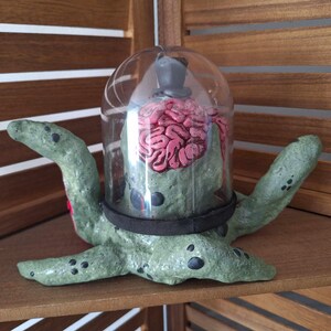 KANG Spacesuit Alien - Scary Props Decoration - Lambert Du Décor ...