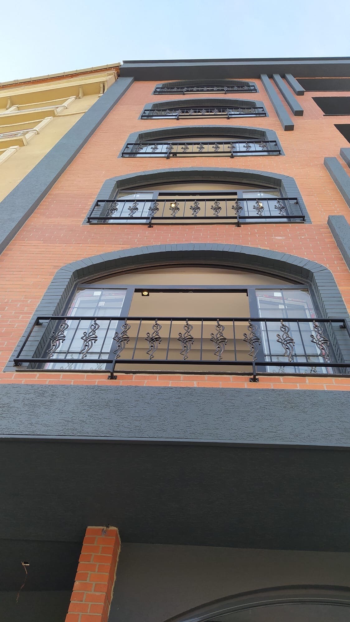 Custom Wrought Iron Balcony Railings, Forged Balcony Railings, Metal ...