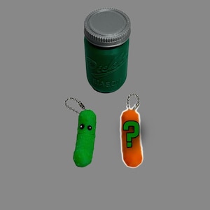 Tickle Pickles - 3D Printed Pickle Keychains / Fidgets / Food Decor ...