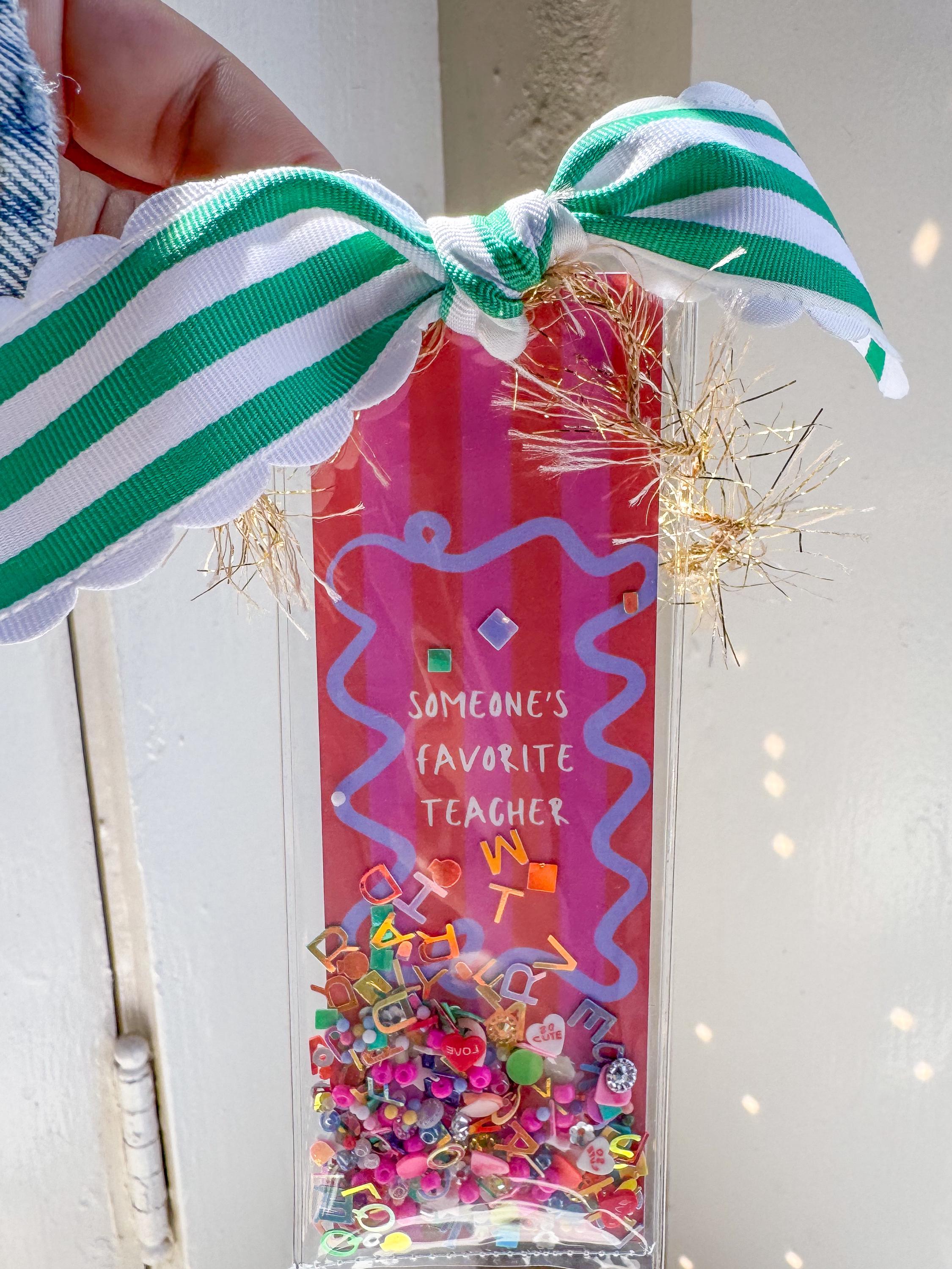 Teacher Shaker Bookmark: Back to School Gift With Ribbon Tassel - Etsy