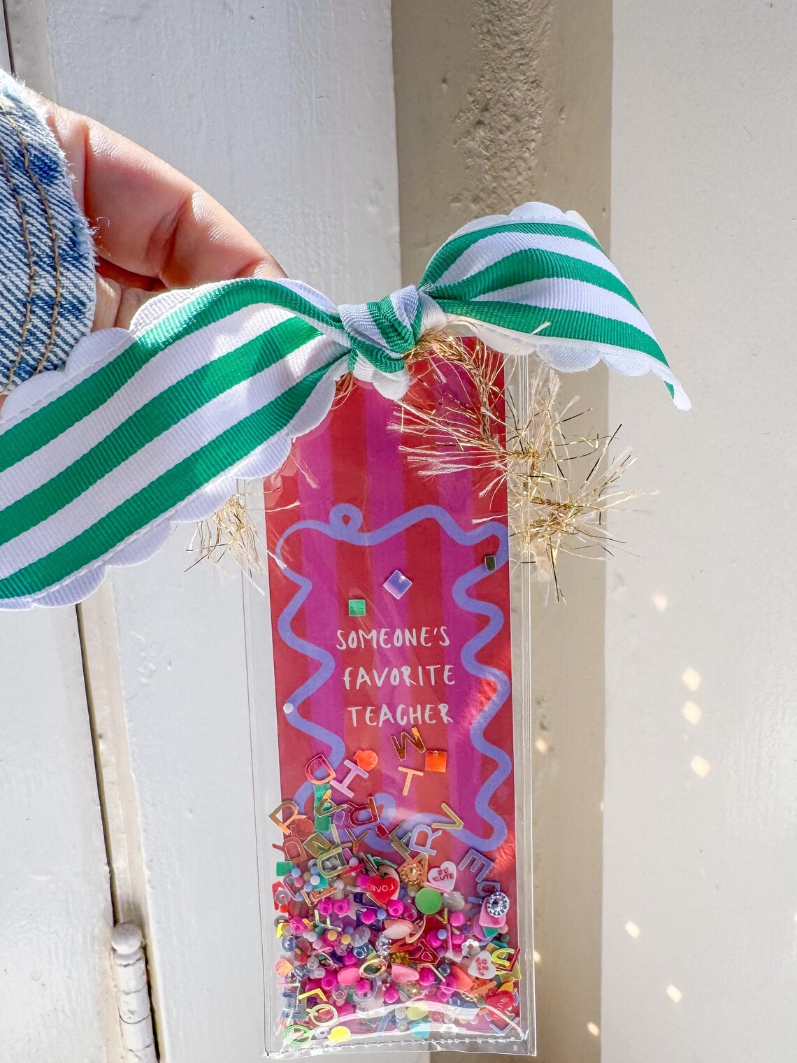 Teacher Shaker Bookmark: Back to School Gift With Ribbon Tassel - Etsy