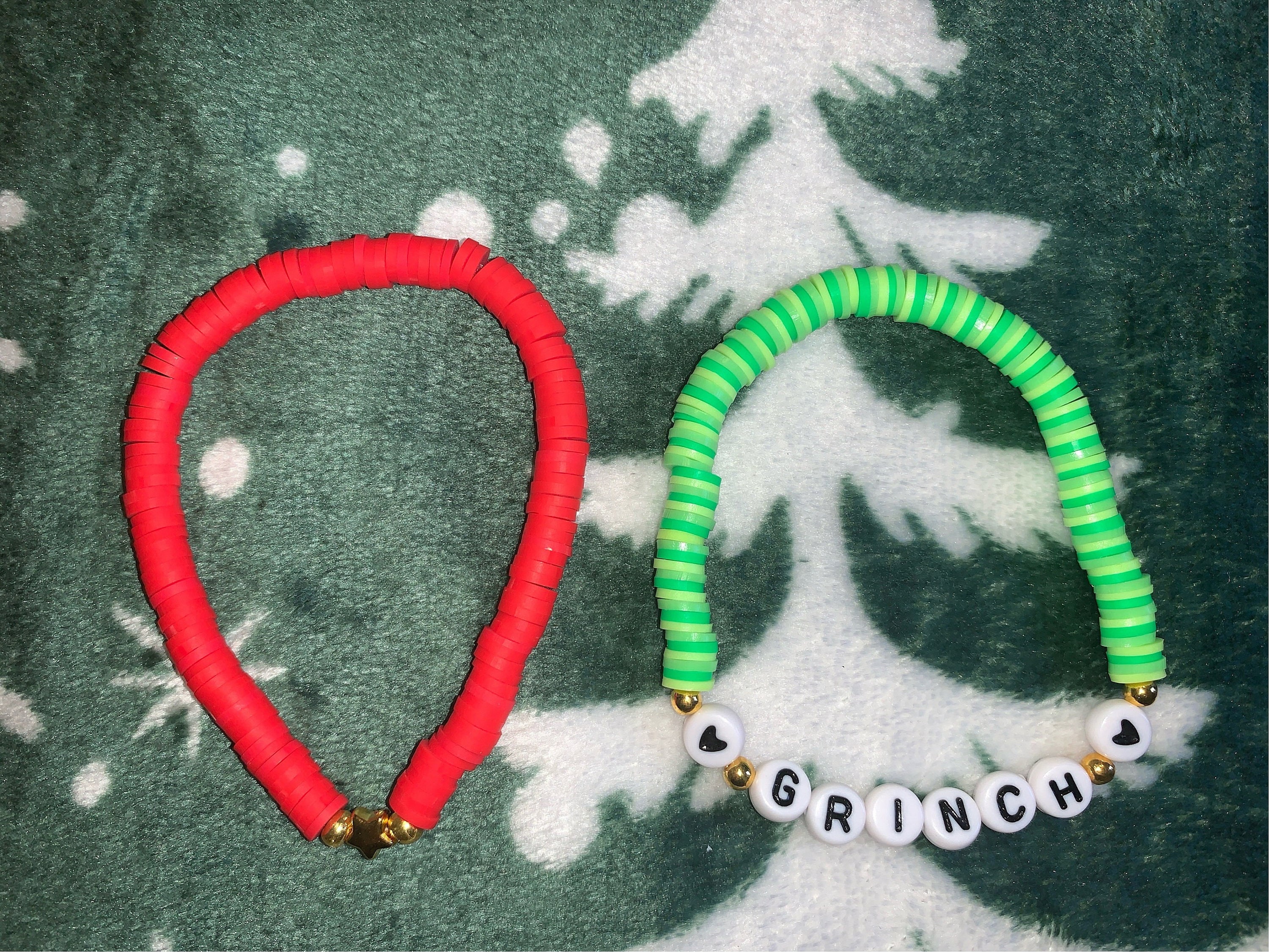 2 Grinch Inspired Christmas Clay Bead Bracelet. - Etsy
