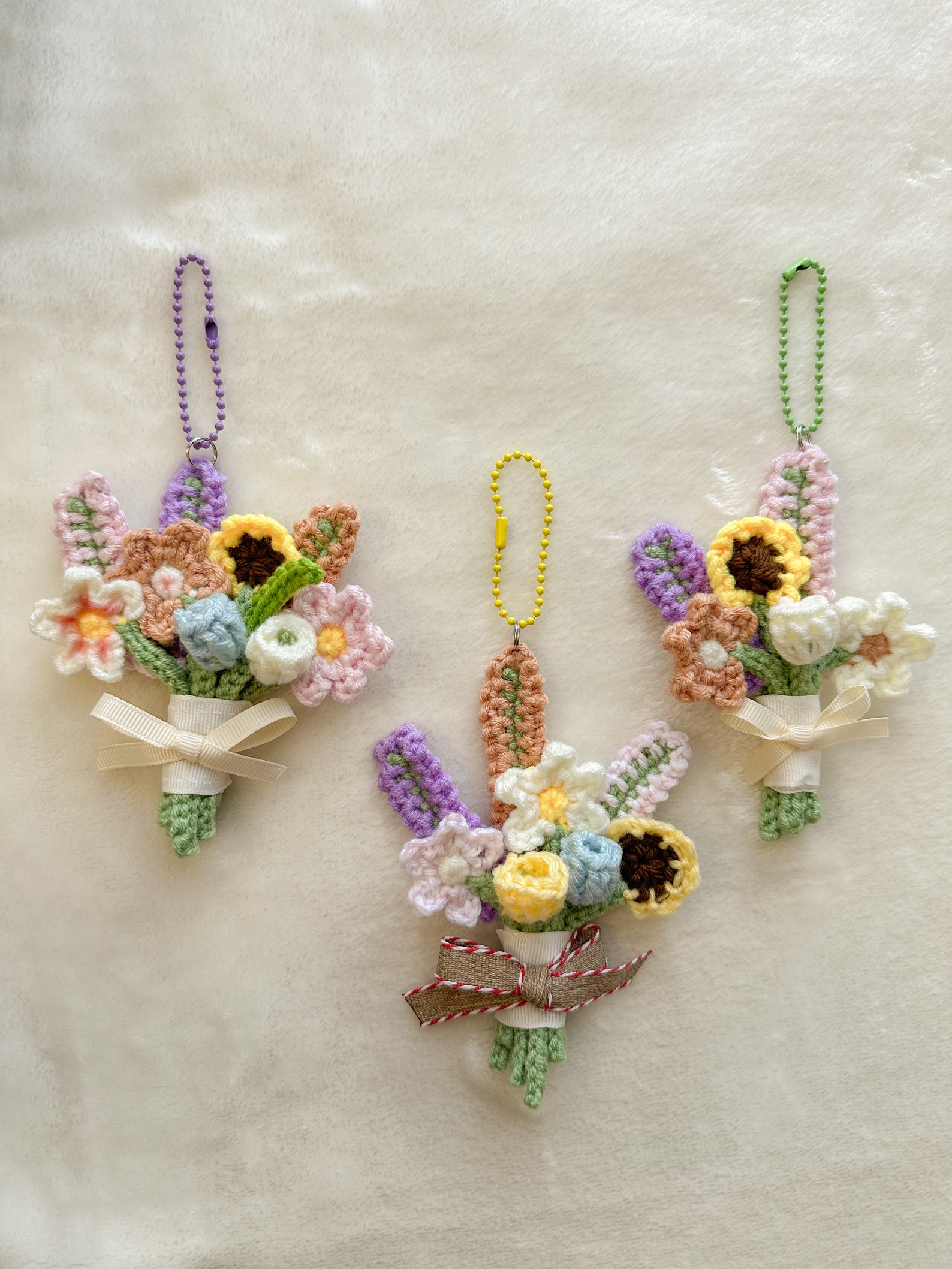 Crochet Mini Bouquet Keychain, Mini Flowers, Crochet Flowers, Cute ...